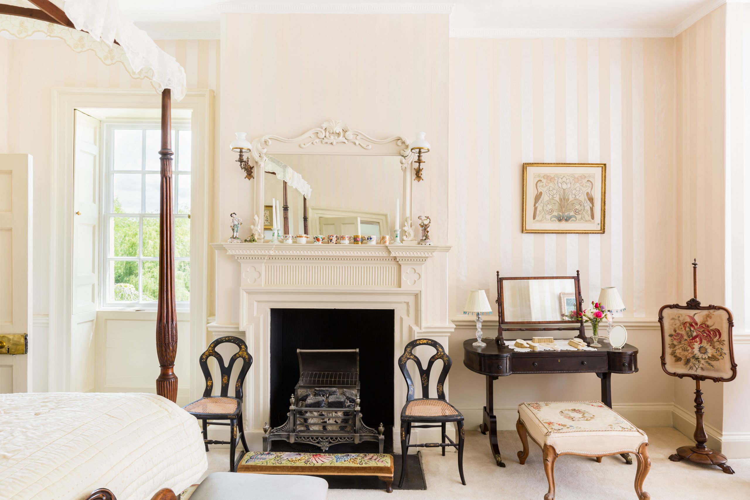 Rooms With Lake View | The Lake Room | Upper Court