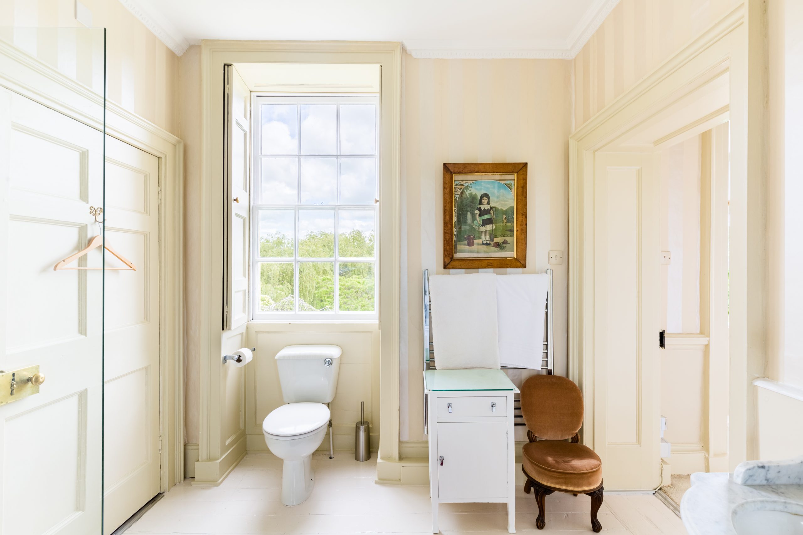 Rooms With Lake View | The Lake Room | Upper Court